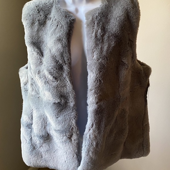 Surell | Jackets & Coats | Surell Faux Fur Vest Gray | Poshmark